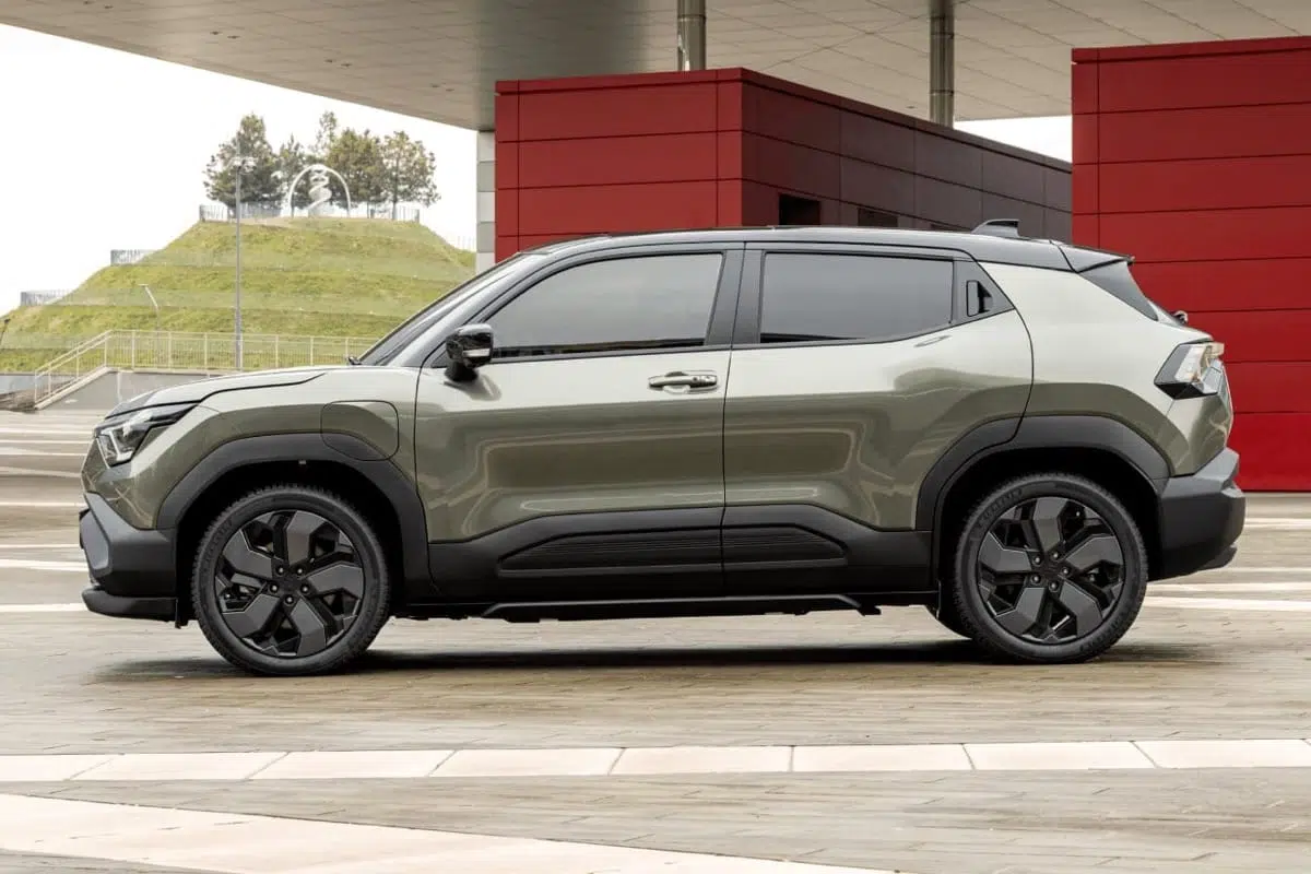 New Suzuki e Vitara: Suzuki’s first fully electric SUV is now available ...